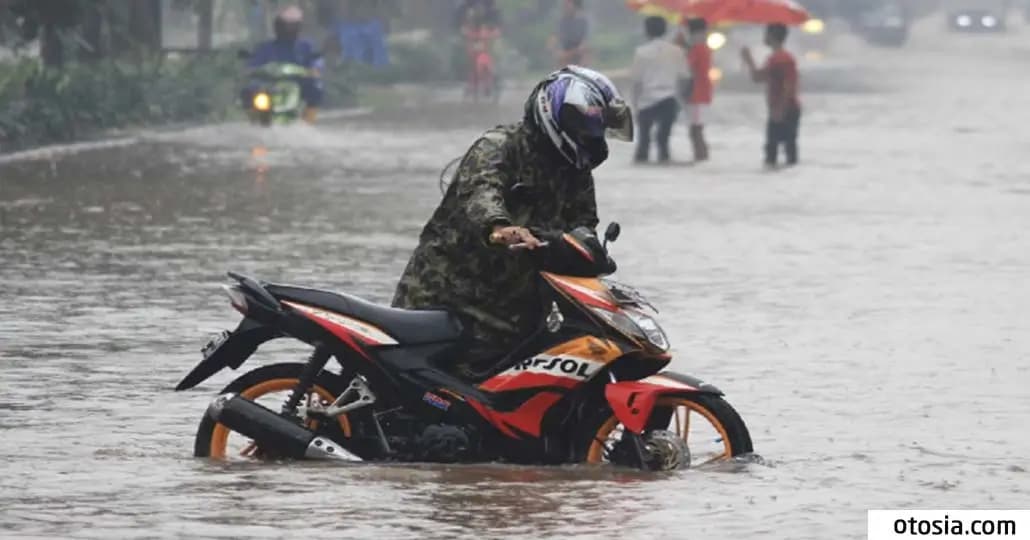 Jangan Sampai Keliru, Begini 7 Cara Kenali Motor Bekas Banjir